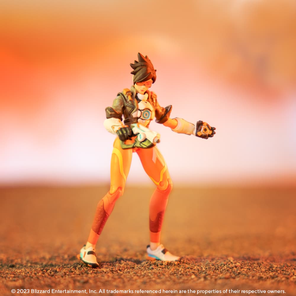 Tracer Action Figure | Funko