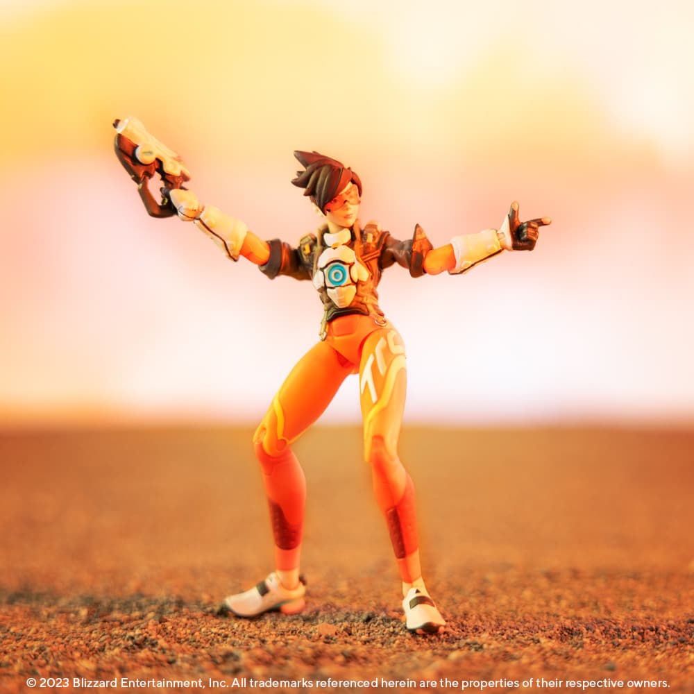Tracer Action Figure | Funko