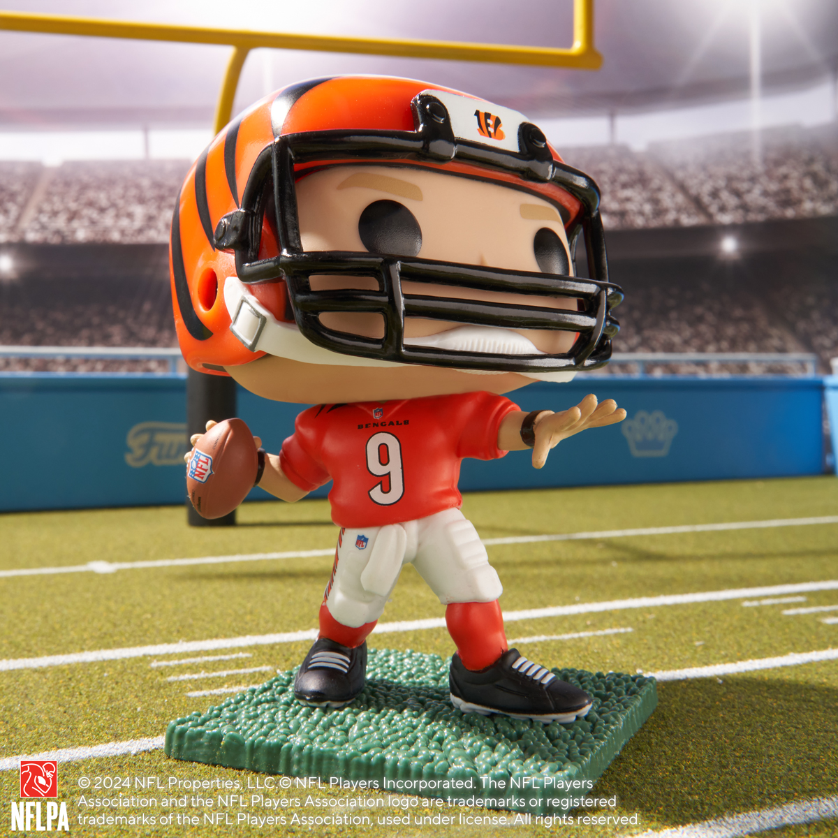 Pop! Joe Burrow (Home Uniform) | Funko