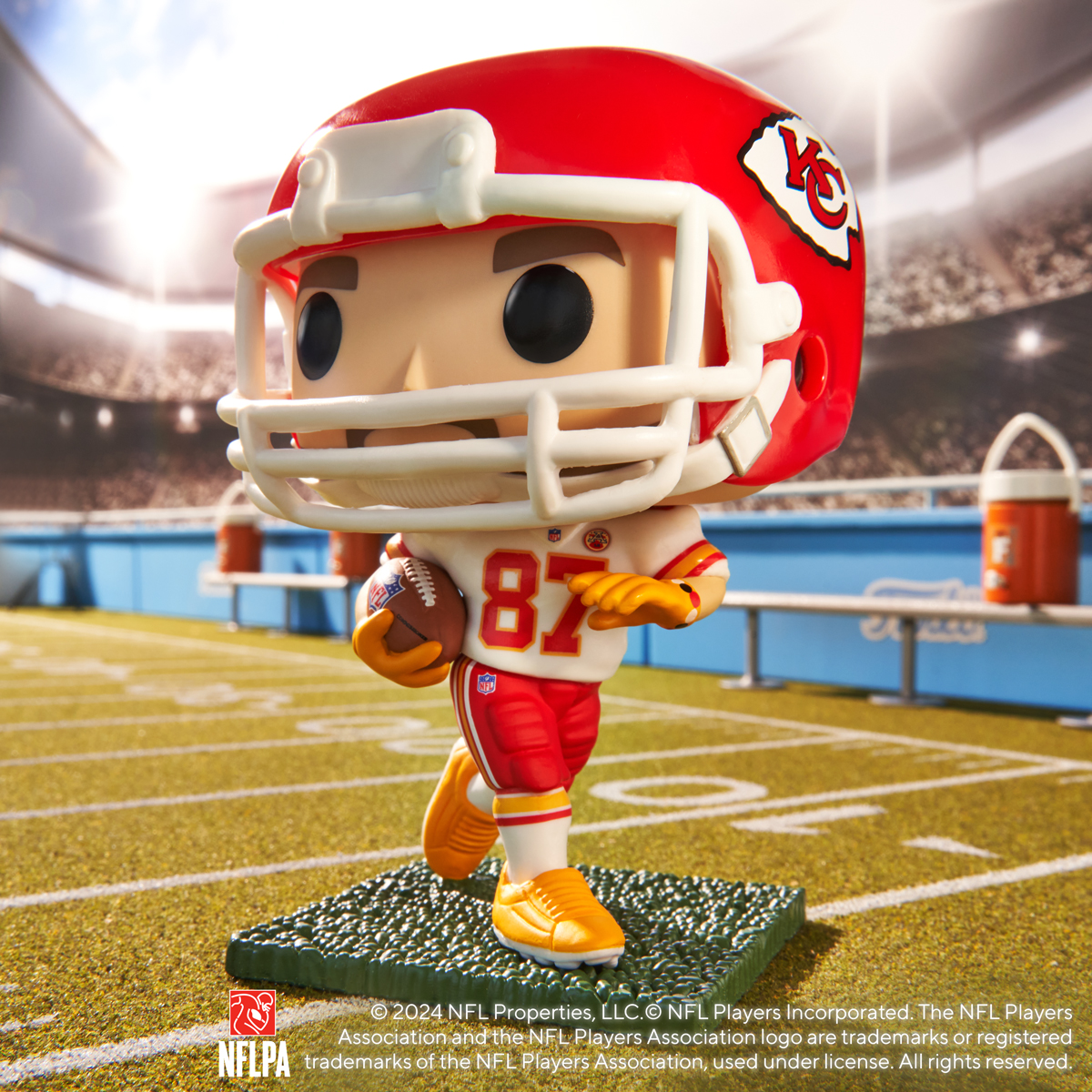 Pop! Travis Kelce (Chiefs Away Uniform) | Funko
